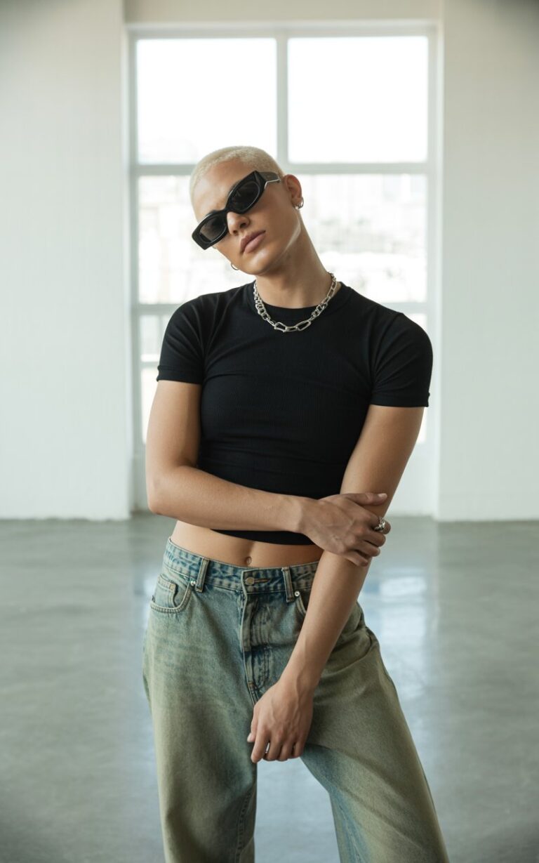 24 Scene Outfits That’ll Make You Feel Like a 2000s It Girl All Over ...